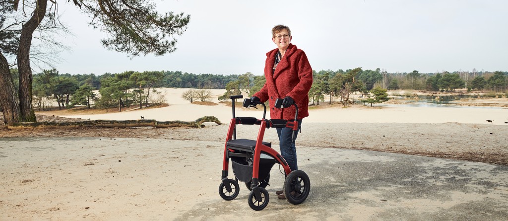 Rollator mit Luftreifen für Stoßdämpfung| Rollz Motion Performance